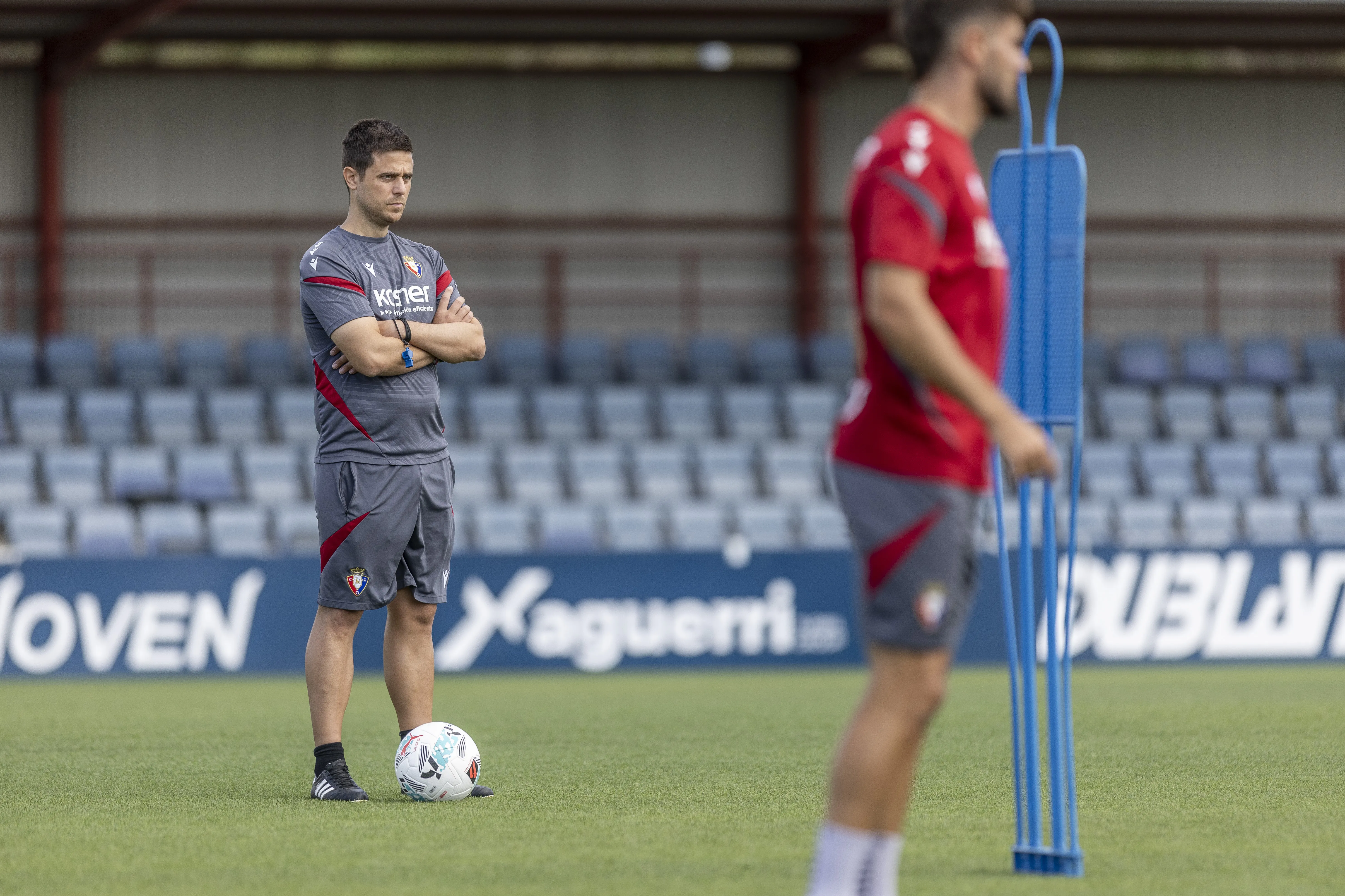 Osasuna cita a 21 jugadores para recibir al Valencia en El Sadar - Osasuna